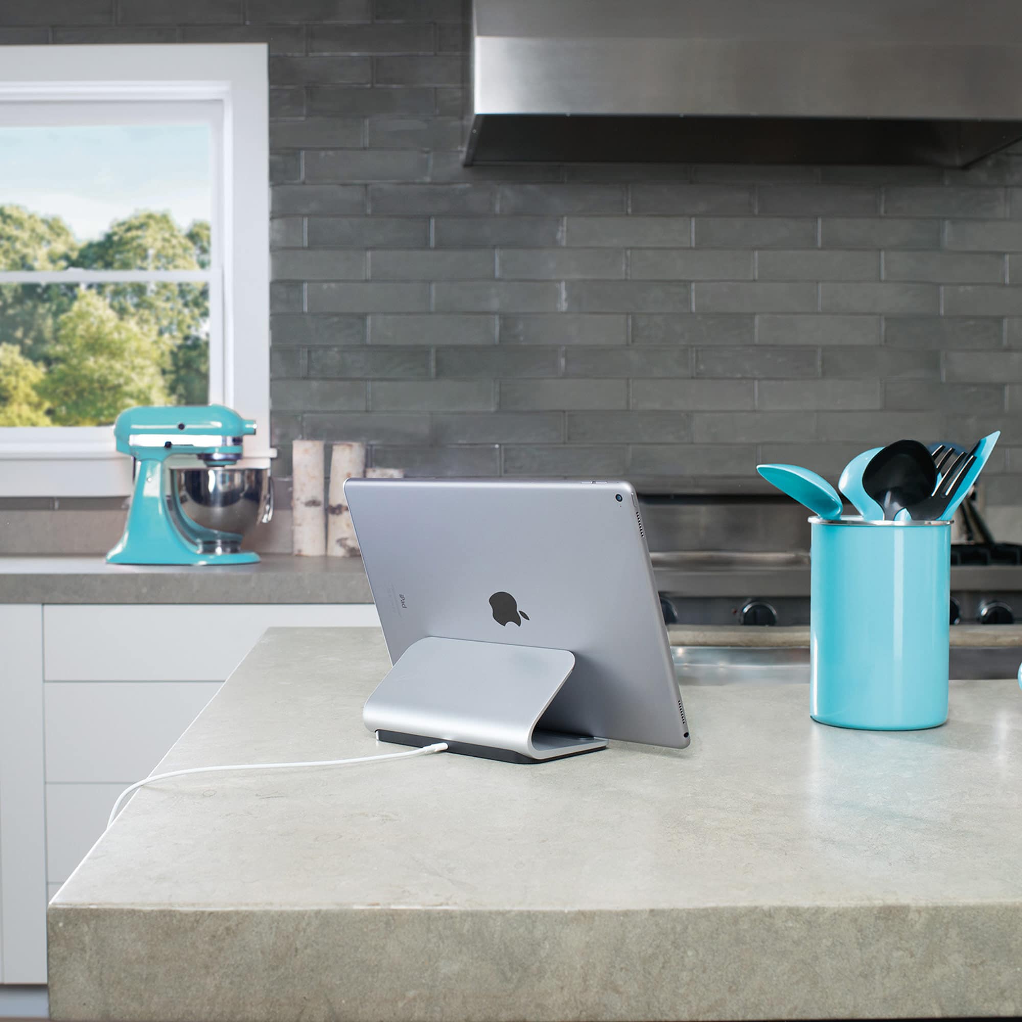 Logitech Base Charging Station - Sync Store